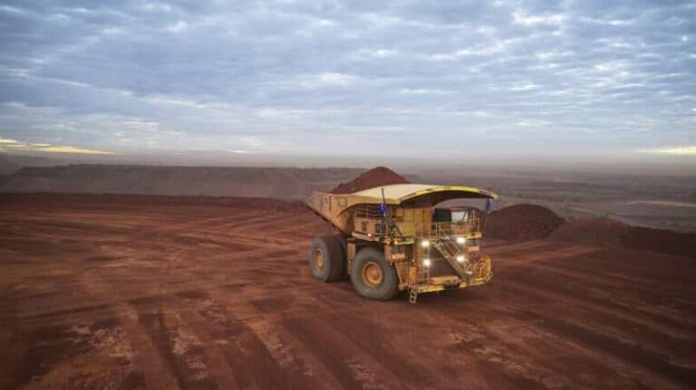 Autonomous Truck Use Driving Australia's Mining Industry To World ...
